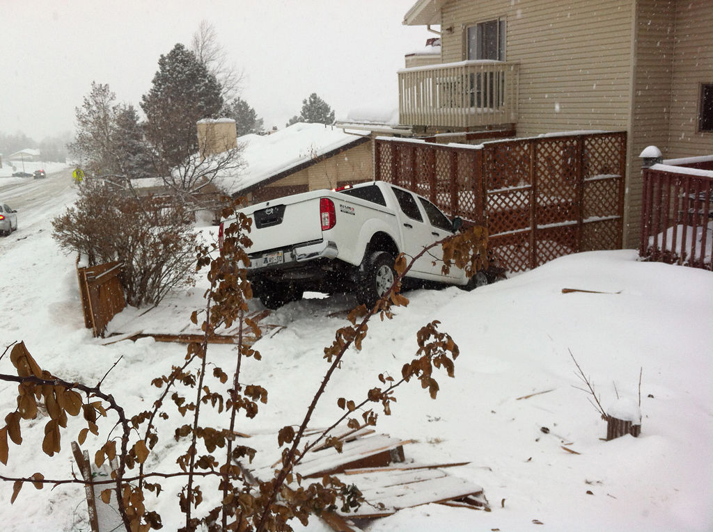Sudden Utah snowstorm causes messy commute | News, Sports, Jobs ...